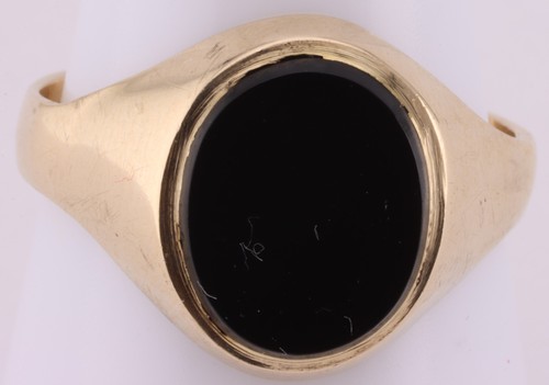 Mens 9ct gold signet ring.British hallmark.3.37grams.Size Q. | eBay UK