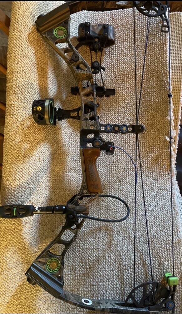 Matthews Solo Cam Compound Bow | eBay