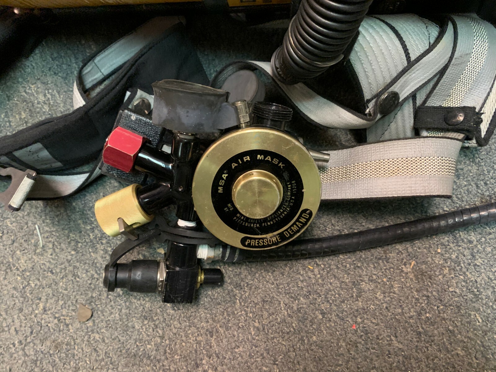 MSA Ultralite II Air Mask Pressure Demand oxygen system Complete with ...