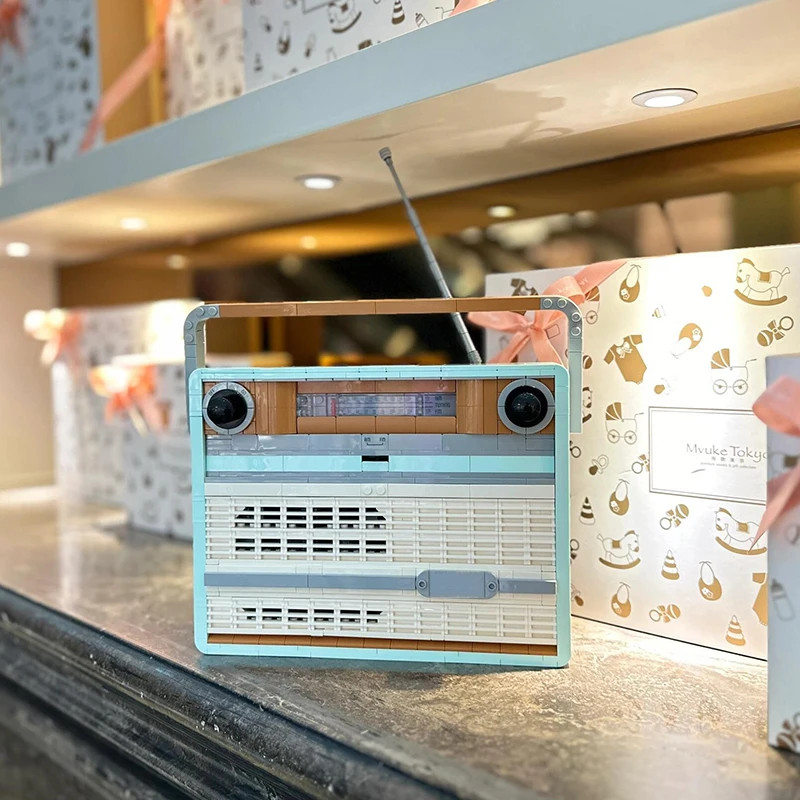 Creative DIY 1970s Transistor Retro Radio Model Building Blocks ...