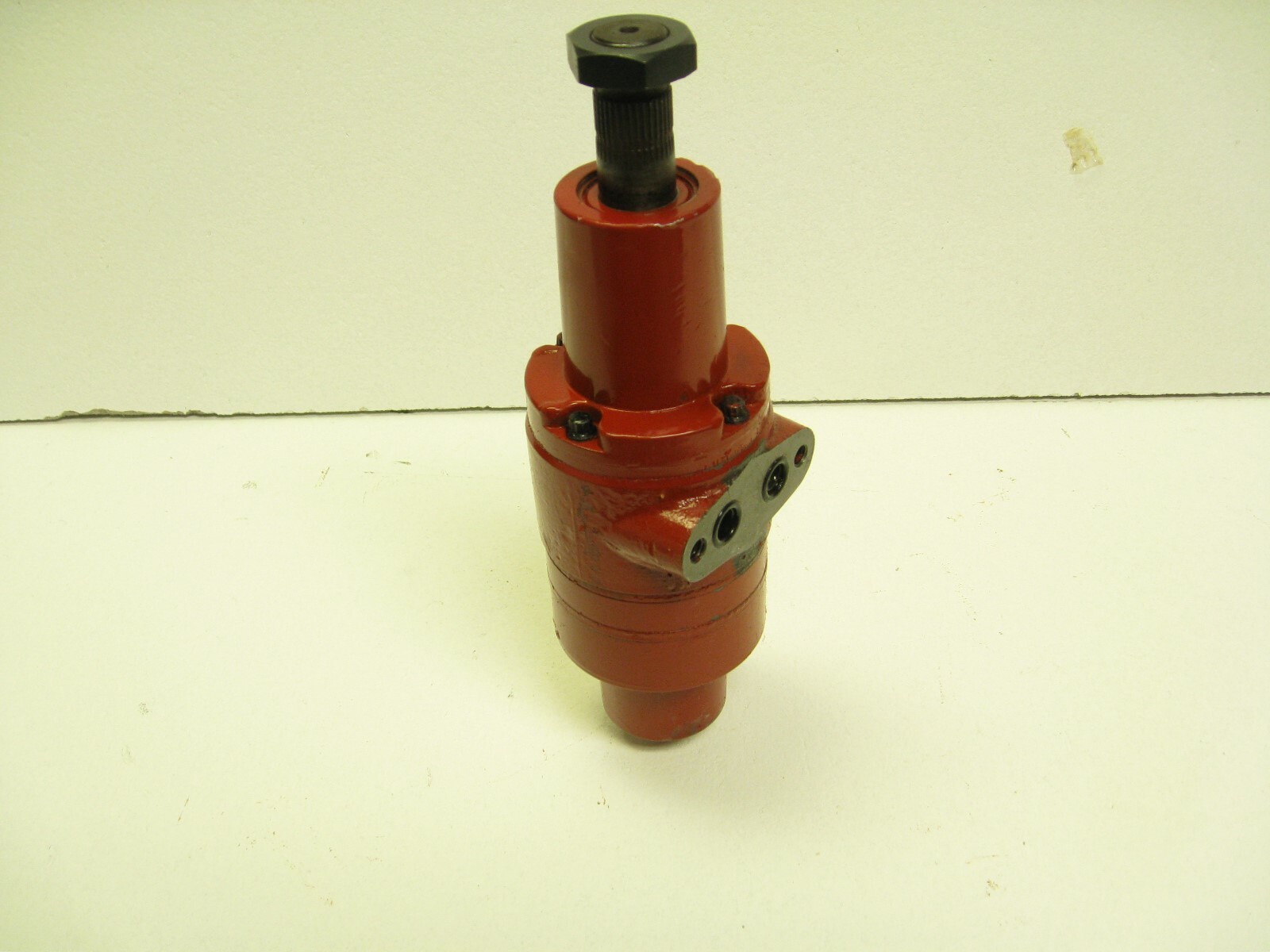 Farmall IH International Char Lynn power steering generator hand pump ...