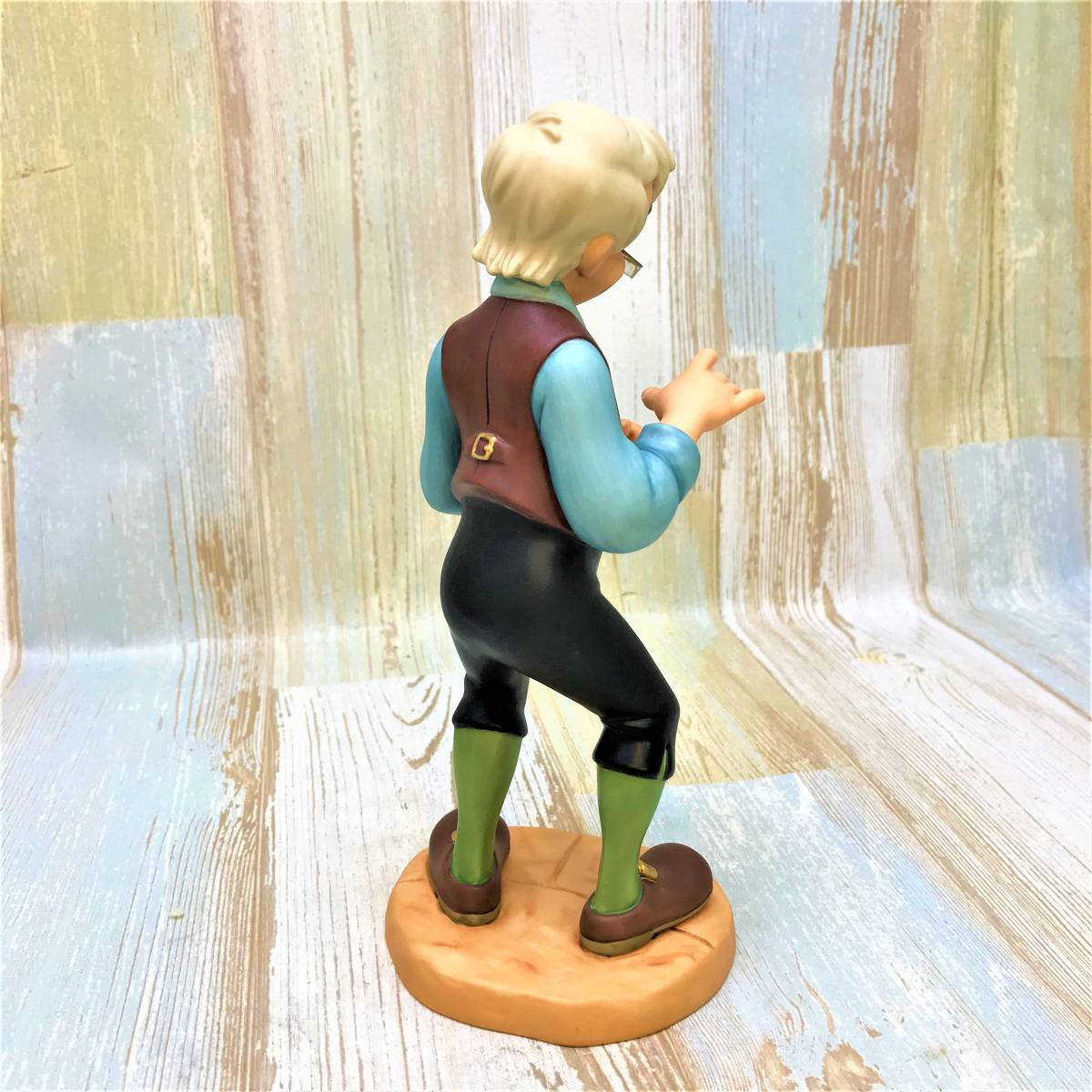 Disney WDCC Pinocchio Good-bye, Son Geppetto Figurine | eBay