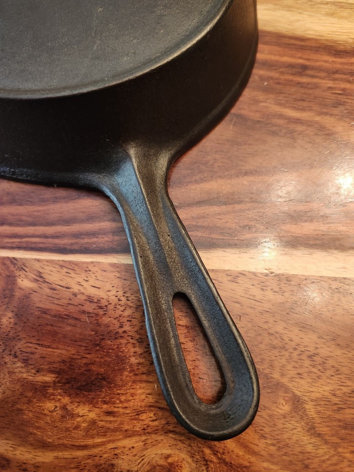 Unmarked Cast Iron Skillet #3, Heat Ring, Seasoned | eBay