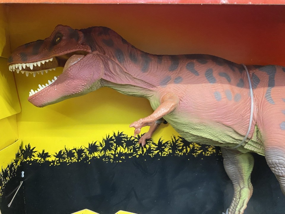 Vintage 1993 Jurassic Park Electronic Tyrannosaurus T Rex Figure Red V1 ...