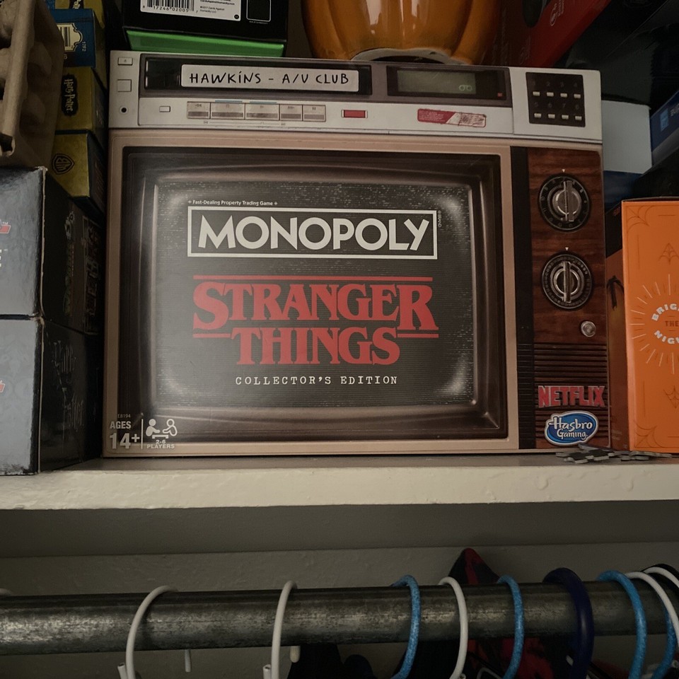 Stranger Things Monopoly Collector's Edition Board Game 630509897100| eBay