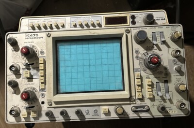 Oscilloscopes - Oscilloscope With Dm44