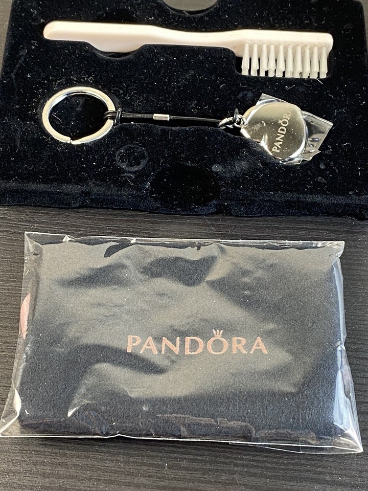 NIB Pandora Heart Shaped Silver Tone Key Ring Chain with Brush and Dust ...
