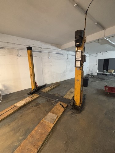 Two 2 Post Ramp Car Lift 2500KG Three Phase | eBay UK
