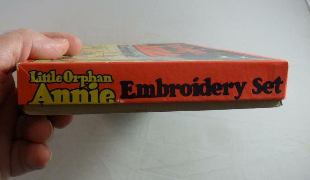 VINTAGE 1930'S LITTLE ORPHAN ANNIE EMBROIDERY SET J PRESSMAN PIRATE ...