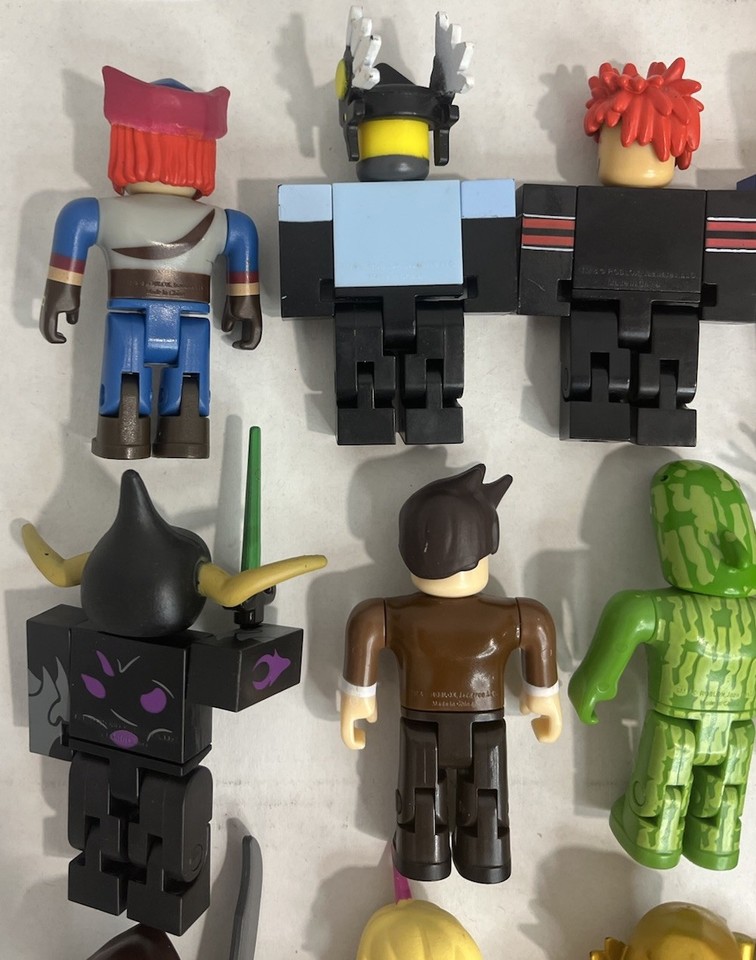 ROBL0X Series 2: Set of 12 Figures Lot (NO CODES) Sharksie Azurewrath ...