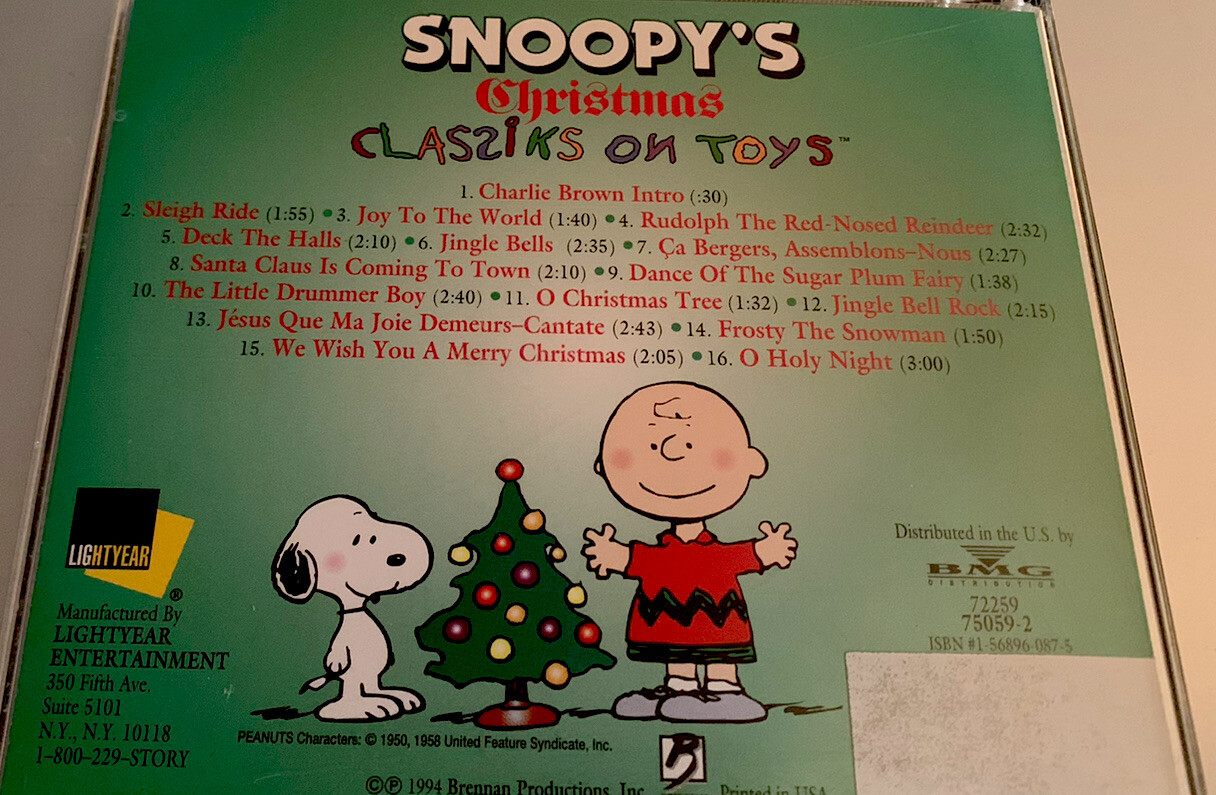 Snoopy's Christmas CD Classiks on Toys 1995 Lightyear Peanuts Gang ...