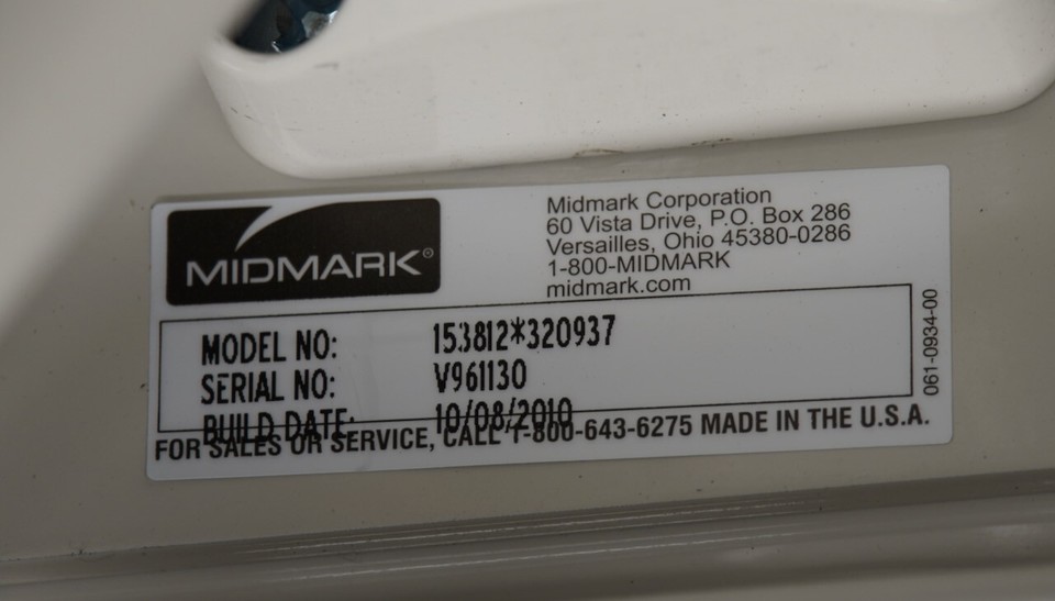 Midmark 153812 Dental Assistant Stool + 153811 Doctor Stool - Lot Of 2 ...