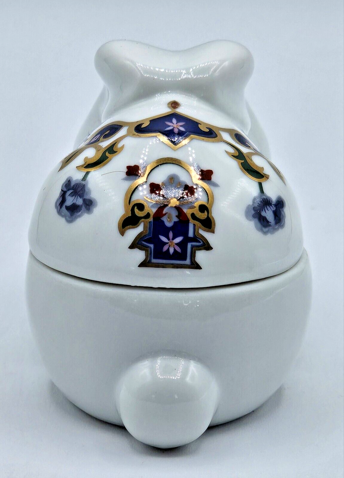 White Bunny Rabbit Elizabeth Arden's Chinoiserie Collection Trinket Box ...