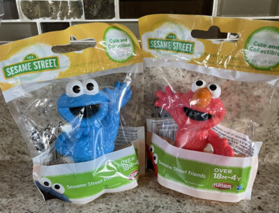 Sesame Street Friends Mini Figures Set Of 2 - 3"-Elmo And Cookie ...