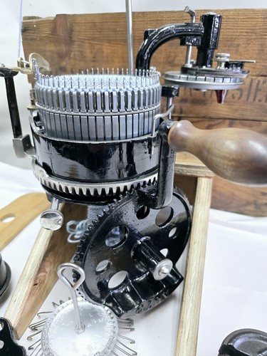 VTG AUTO-KNITTER SOCK KNITTING MACHINE 1 CYLINDER 60 1 RIBBER 30 W ...