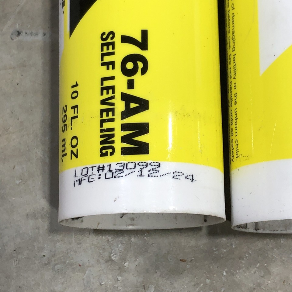 Qty.2 Manus Bond 76-AM Self Leveling Elastomeric Adhesive/Sealant Black ...