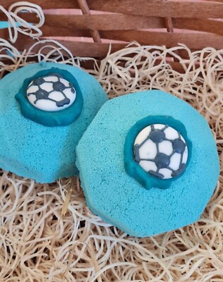X4 Football Frenzy Bath Bombs - Gift - Birthday | eBay UK
