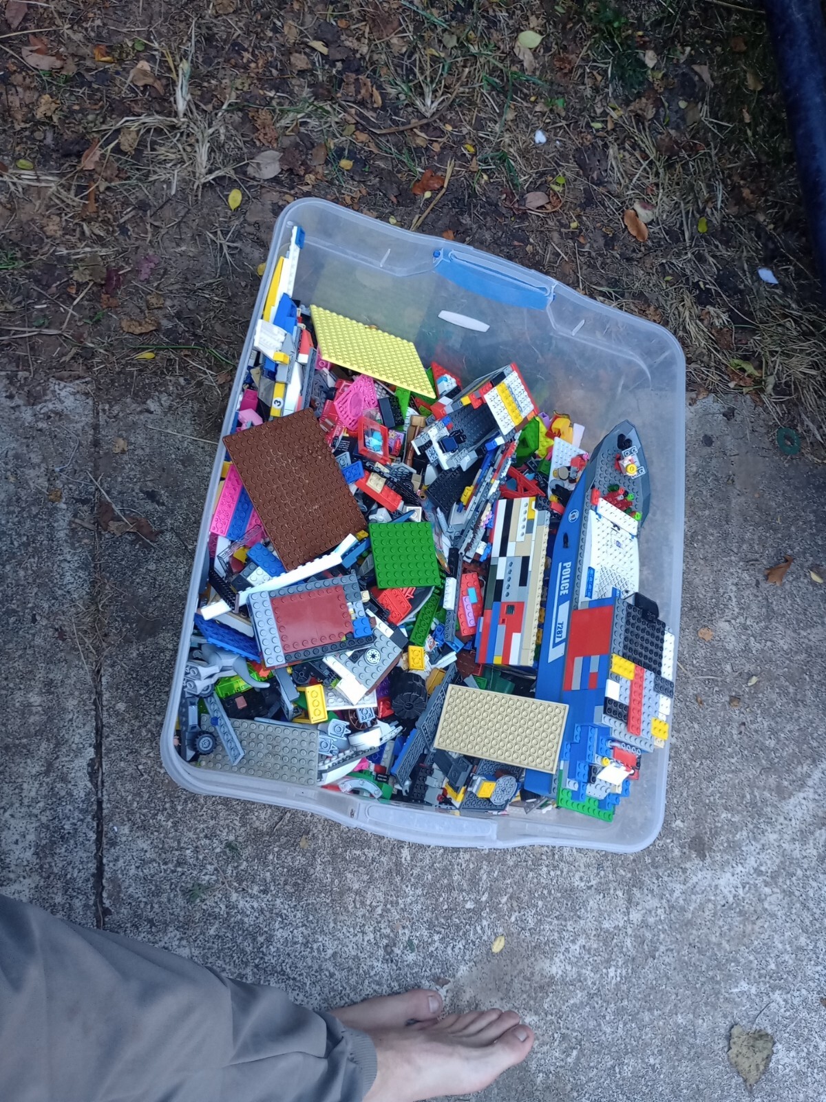 20lb+ Large Bin Of Legos +Rare/Old Pieces | eBay