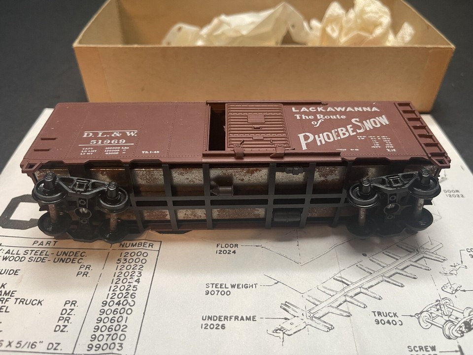 HO Athearn DL&W 40' Boxcar 5008 51969 | eBay