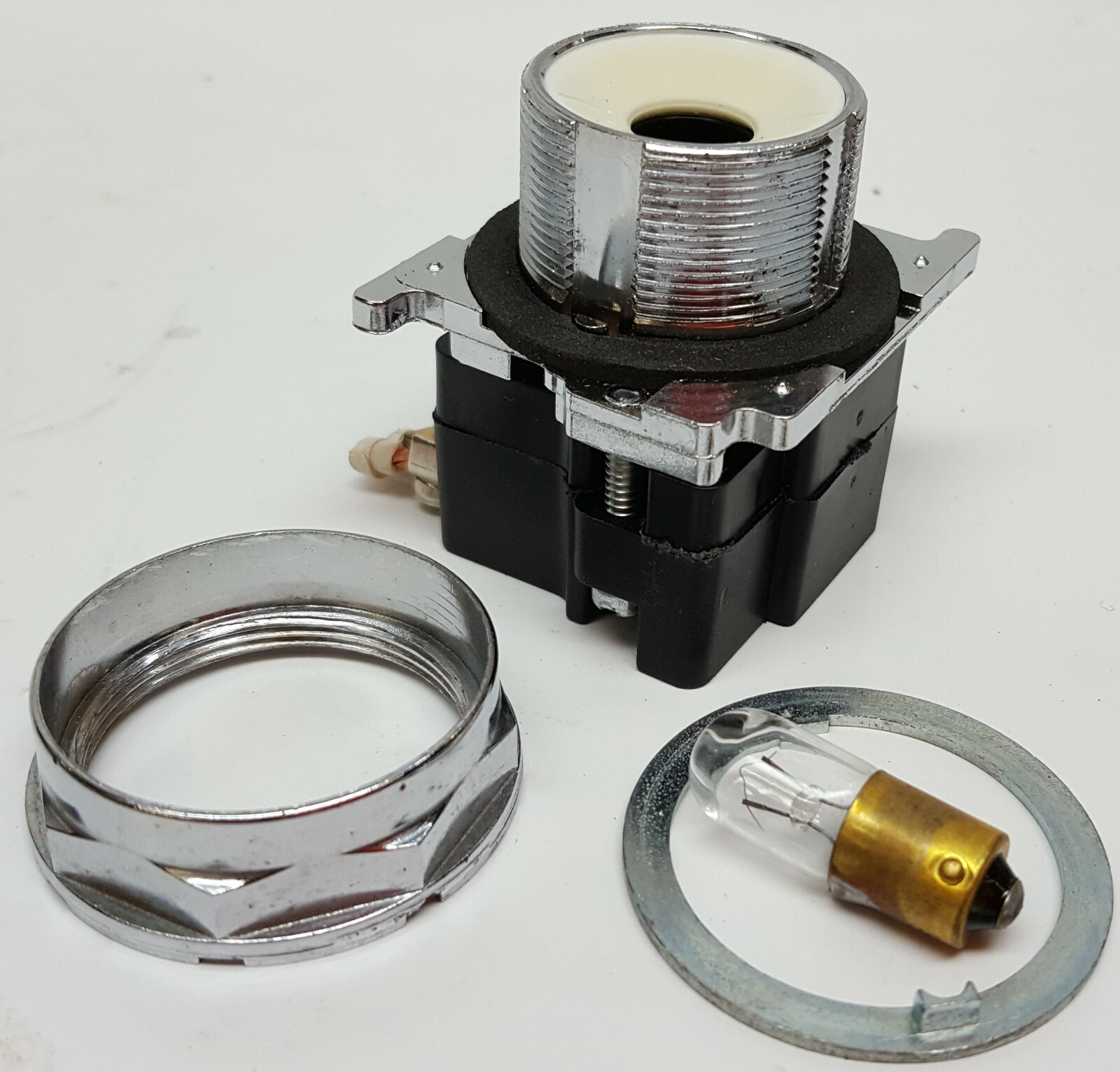 Cutler Hammer Eaton industrial 10250T/ 91000T 30mm Assembly Indicate ...