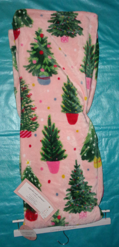 Cupcakes & Cashmere Pink Throw Blanket Christmas Trees 60 x 70 in. | eBay