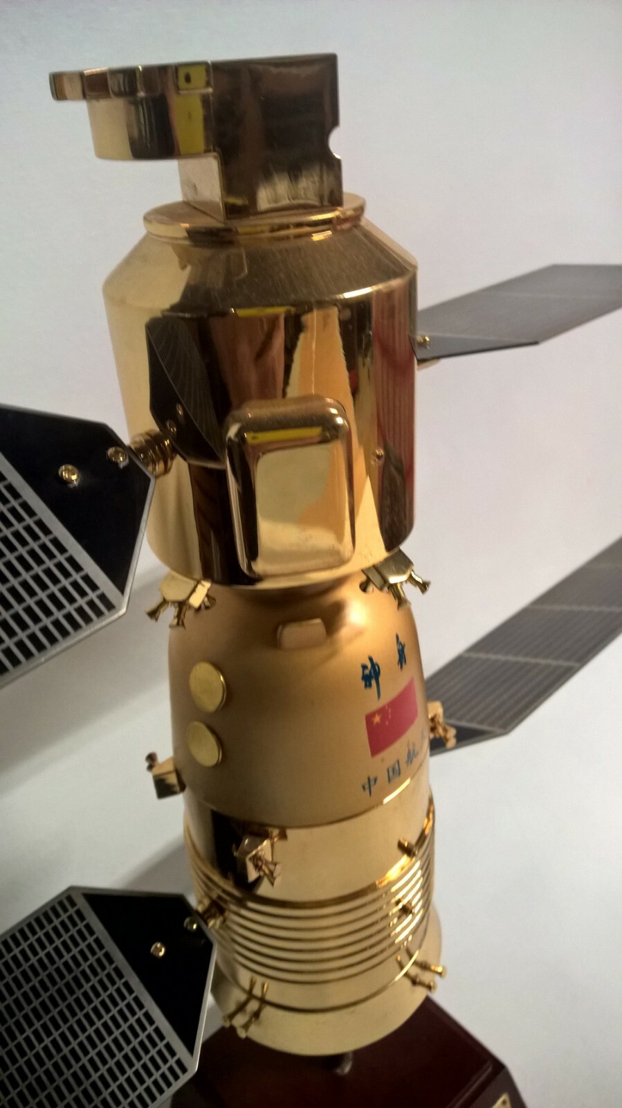 VERY RARE CHINESE SHENZHOU 5 SPACECRAFT MODEL | eBay