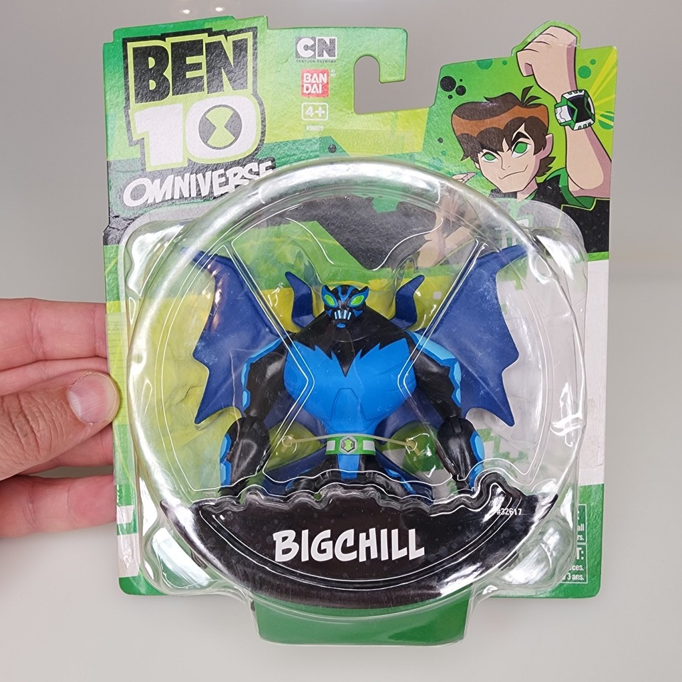 Ben 10 Omniverse Big Chill Alien Action Figure Bandai with Wings - Very ...