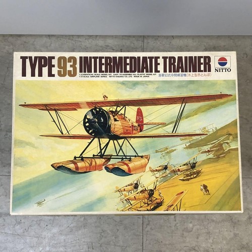 NITTO 1/32 Japanese Navy Type 93 Interim Training Plane Water Type Red ...