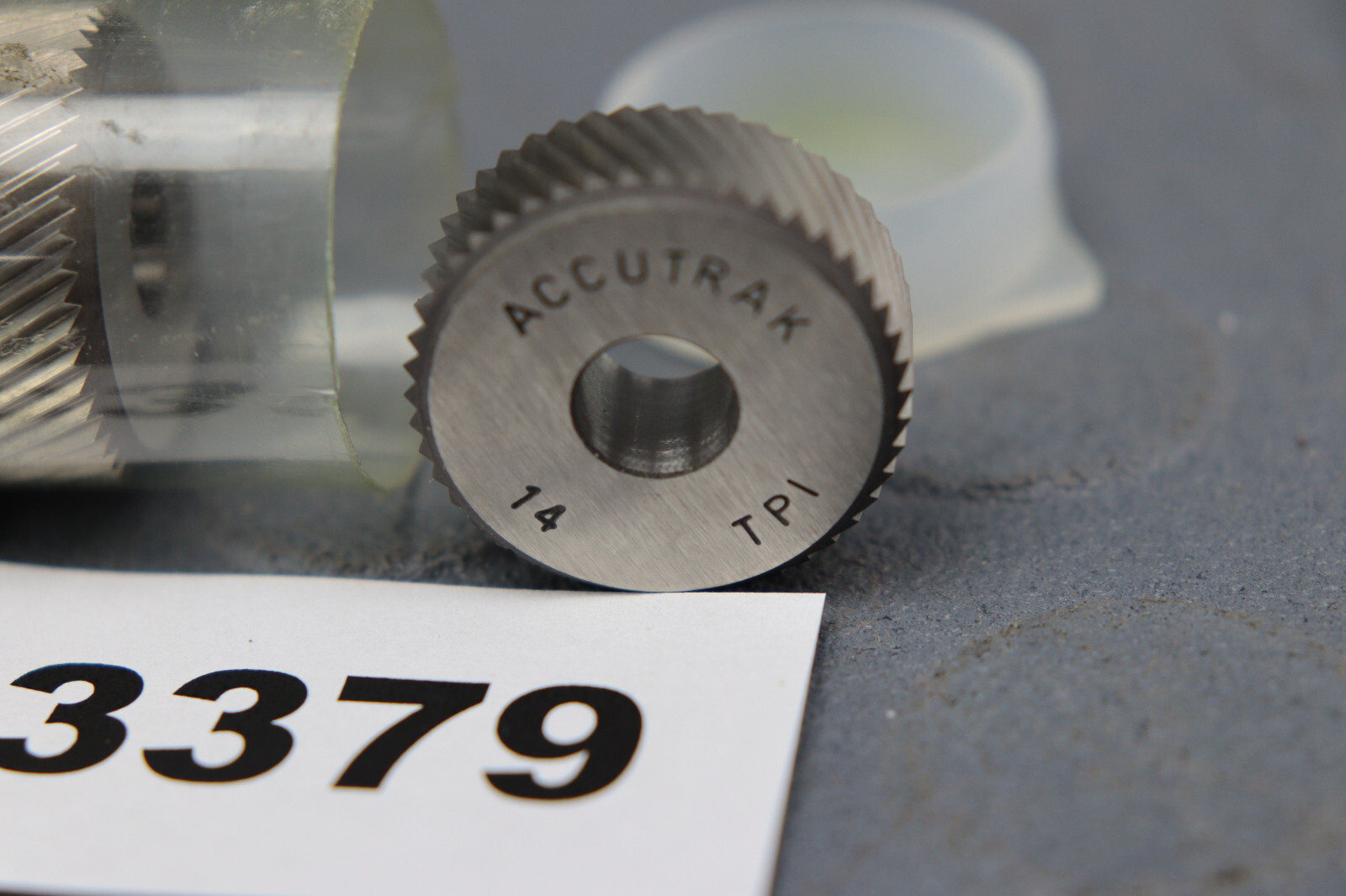 ACCUTRAK 14 TPI 3/8 WIDE X 1'' DIA. KNURLS LOT OF 7 LOC3379 | eBay