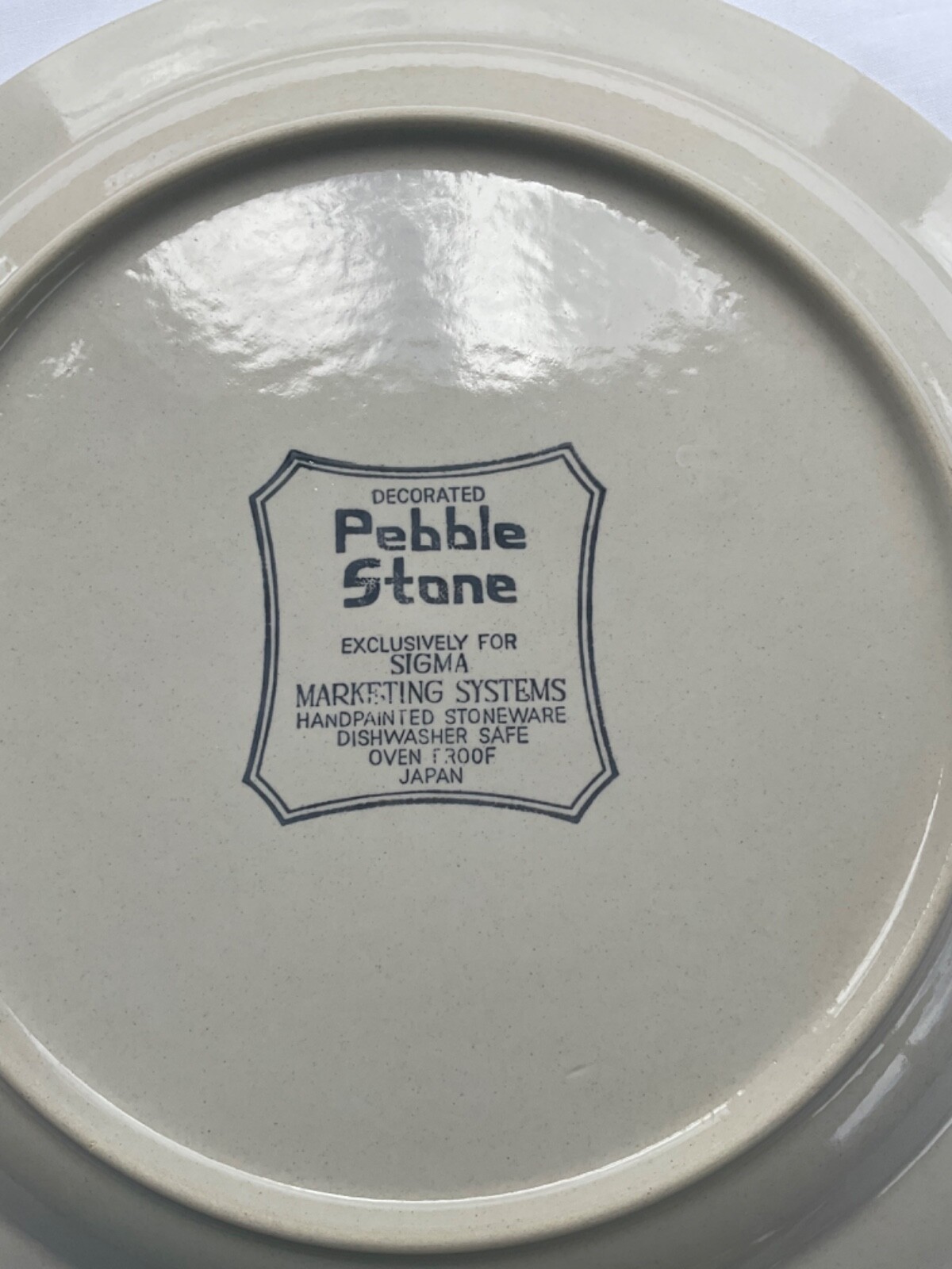 DECORATED PEBBLE STONE HANDPAINTED DINNER PLATES sigma 2 Plates | eBay