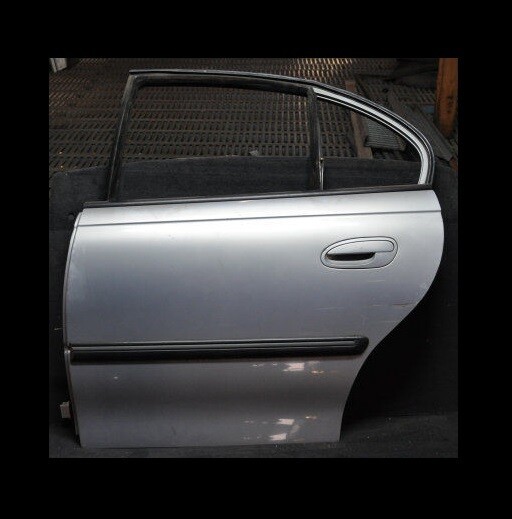 Holden Commodore VT VX VY VZ Sedan Left Rear Door Bare Calais Executive ...