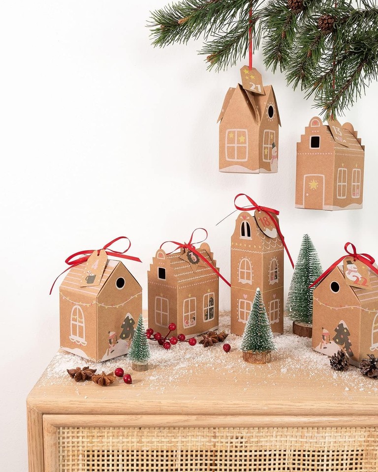 folia 9385 - Hygge Village Advent Calendar Set, DIY Craft Set with Gift ...