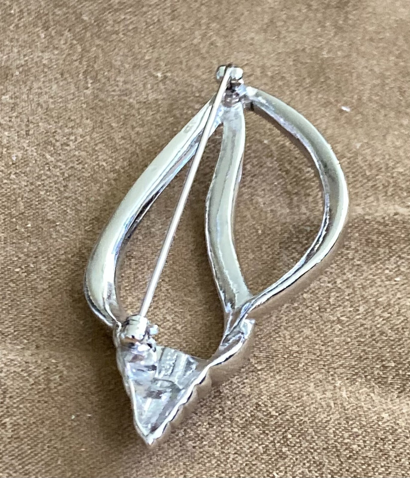 Vintage Trifari Conch Shell Brooch Pin Silver Tone Ou… - Gem