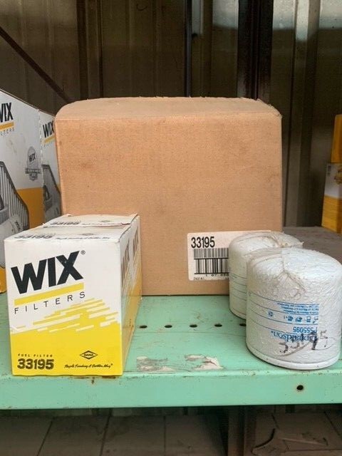 WIX 33165 - Fuel filter cross reference
