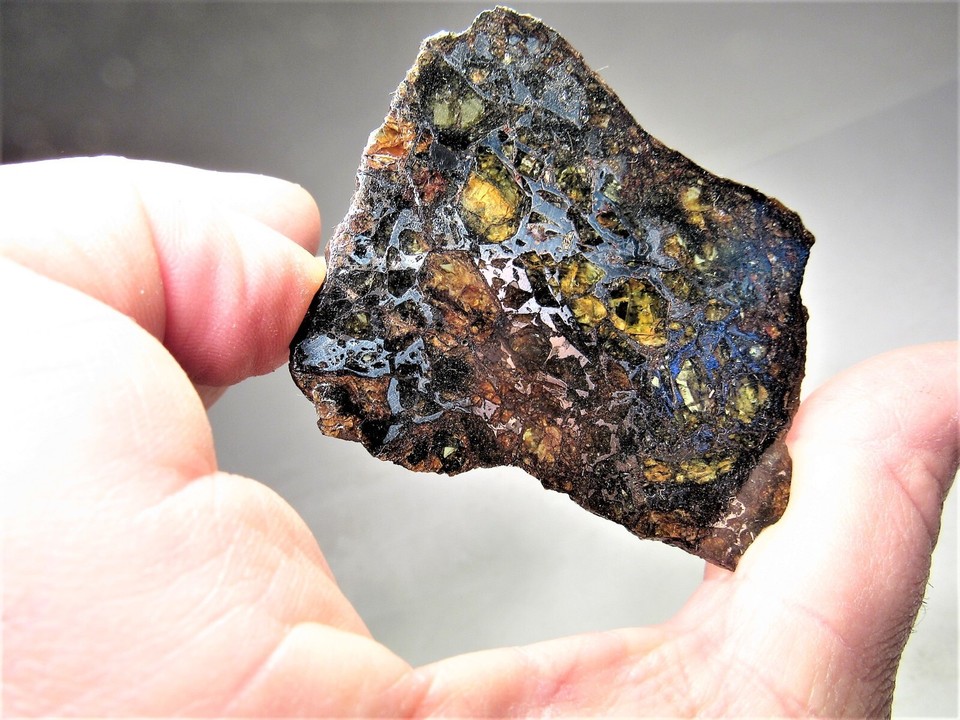 MUSEUM QUALITY! GORGEOUS CRYSTALS! TERRIFIC TRANSLUCENT ADMIRE METEORITE 23 GMS | eBay