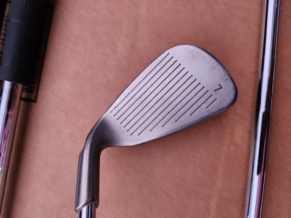 Ping G5 4-W & SW Iron Set Regular Flex White Dot Right True Temper ...