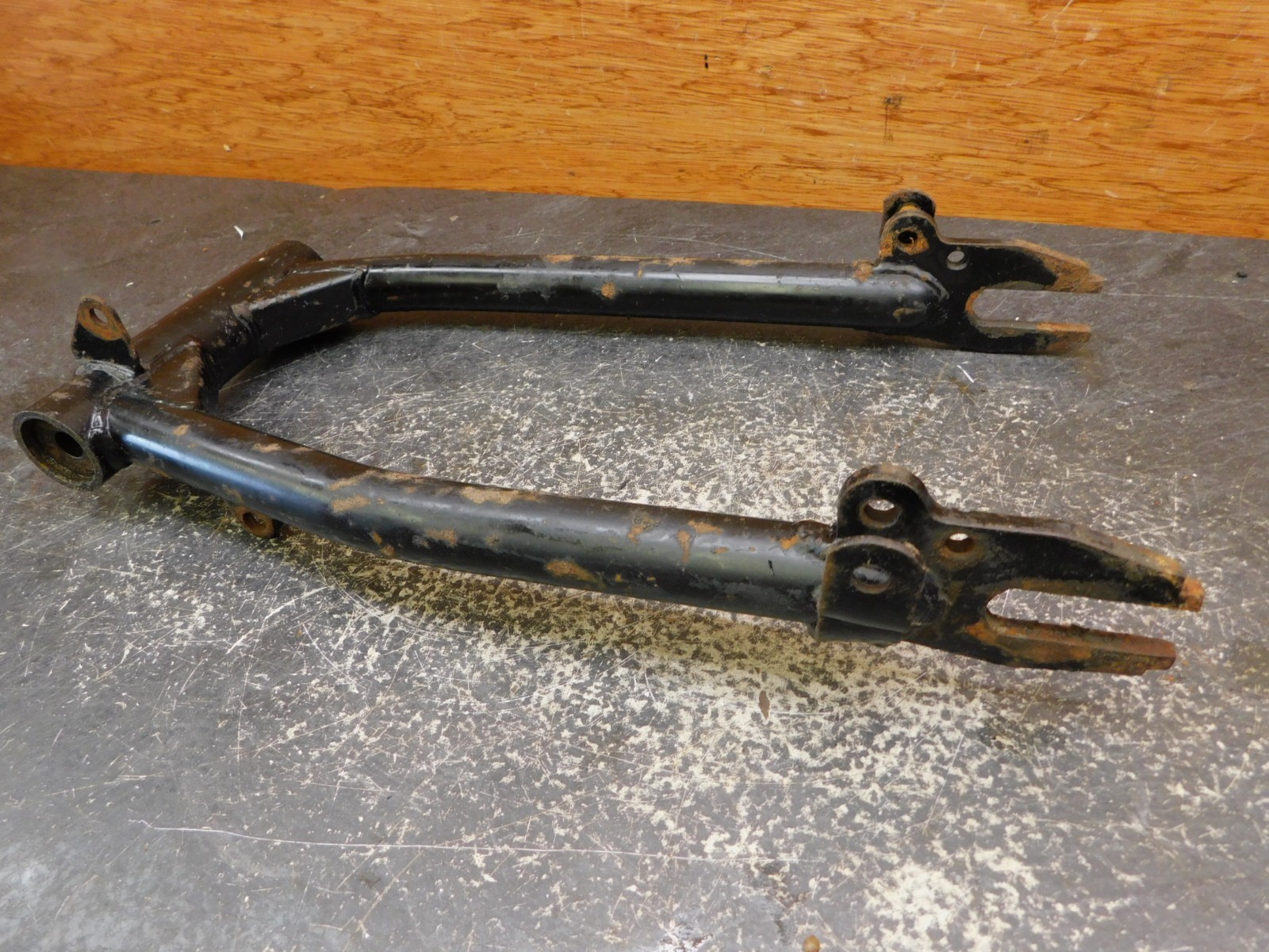 Triumph T150 T120 650 750 Trident Swing arm #6 1315 | eBay