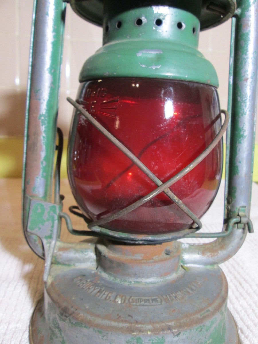 VINTAGE EMBURY NO 1 Little Defiance No. 10 Red Globe LANTERN VINTAGE EMBURY NO 1 Little Defiance No. 10 Red Globe LANTERN