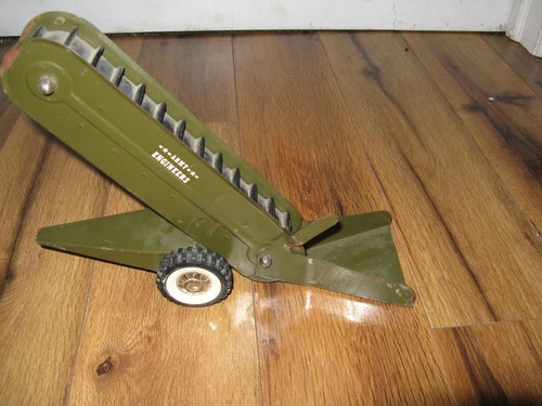 Antique Vintage 1960s Pressed Steel Structo Army Engineers Sand Loader ...