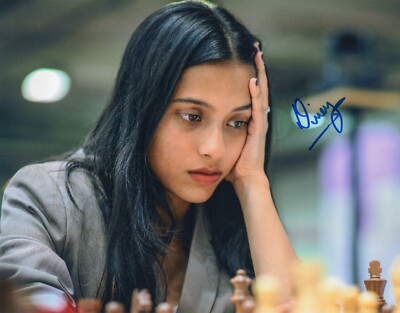Original Autographed Photo of Indian Chess Grandmaster Divya Deshmukh ...