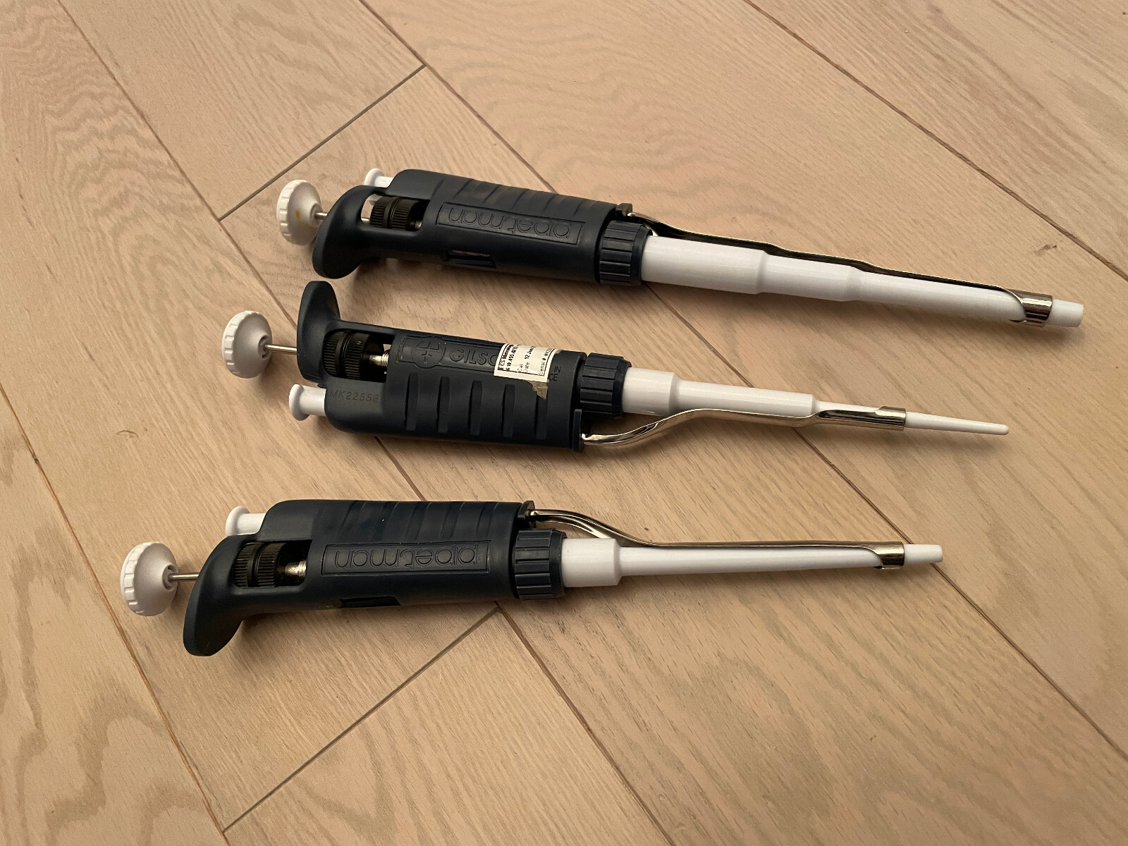 Gilson Pipet pipetman Pipettor pipet set P1000 P20 P200 variable ...