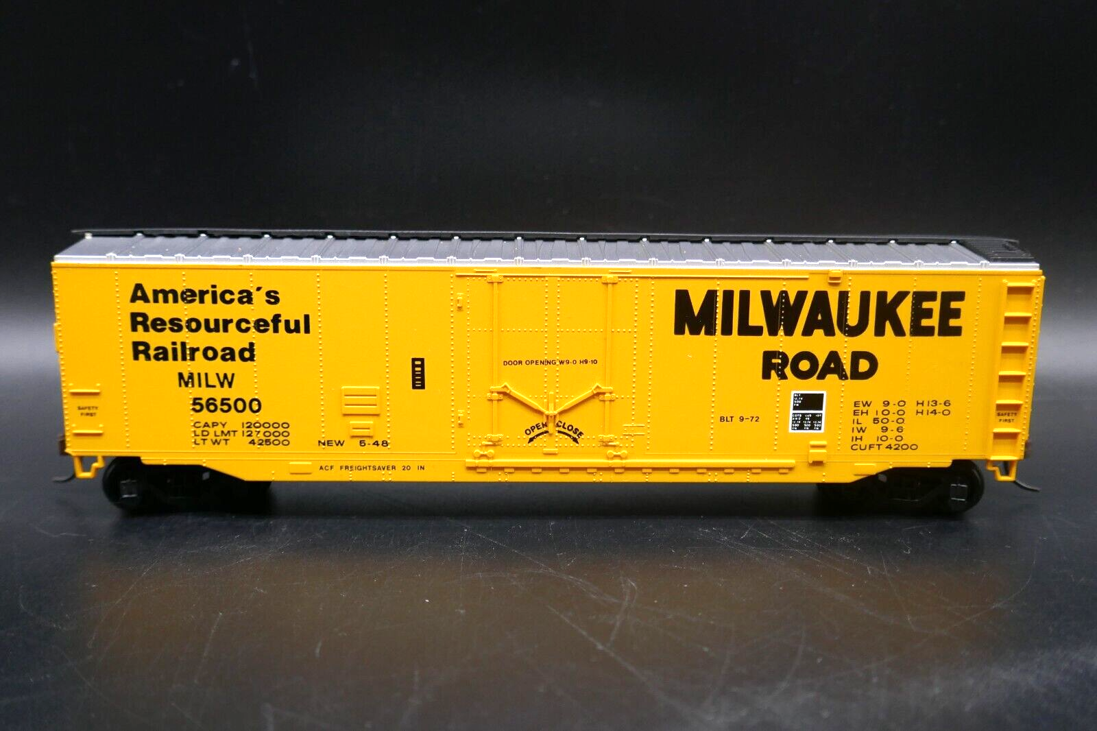 HO Bachmann 76036 51' Boxcar Milwaukee Road w/ Kadee Style Couplers | eBay
