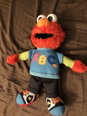 2020 Sesame Street Talking ABC Elmo Sings Alphabet Song Learning Plush ...