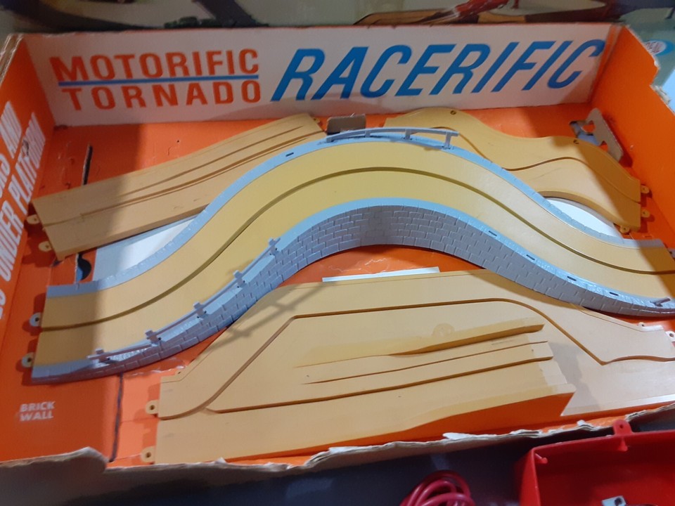 1967 IDEAL MOTORIFIC TORNADO RACERIFIC RACE TRACK WITH 2 CARS READ | eBay