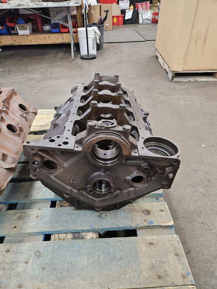 1965 Chevrolet BBC 396 2 Bolt Main Block 3855961 961 E-27-5 STANDARD ...