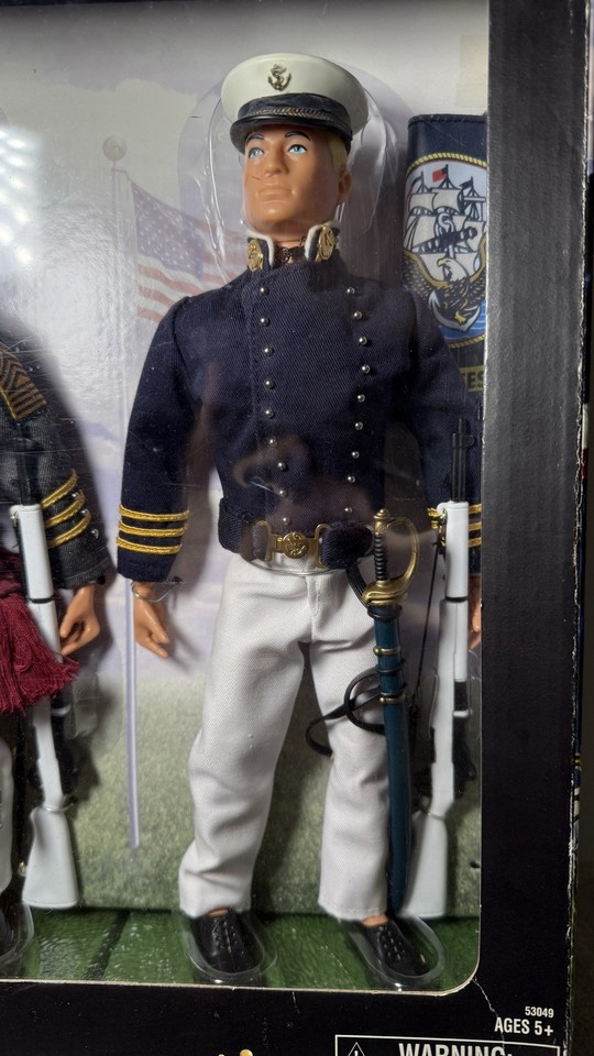 GI Joe WEST POINT & ANNAPOLIS CADETS 2001 Hasbro FAO Timeless ...