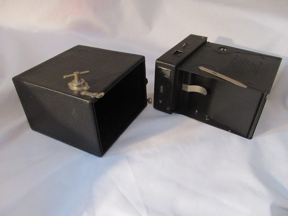 Vintage Kodak Brownie Box Camera No.2-A Model B, Untested | eBay
