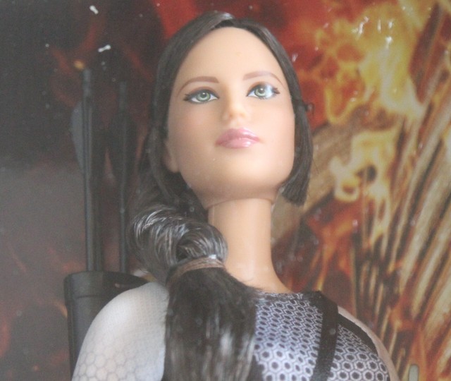 Barbie Collector The Hunger Games: Catching Fire Katniss Everdeen Doll ...