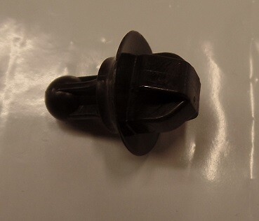 OEM TOYOTA TACOMA AND TUNDRA GAS TANK GAS LID CLOSER CATCH LATCH 77367 ...