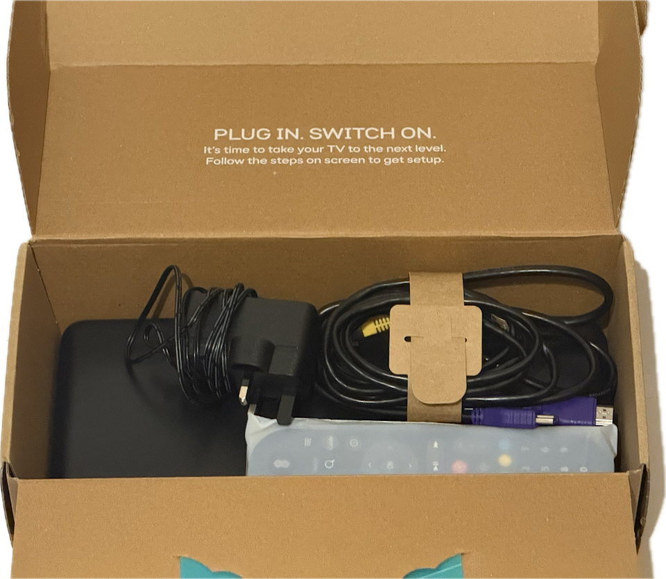 EE TV Box Pro - 1TB 4K Wireless Freeview TV Box Latest Model - (RTIW387 ...